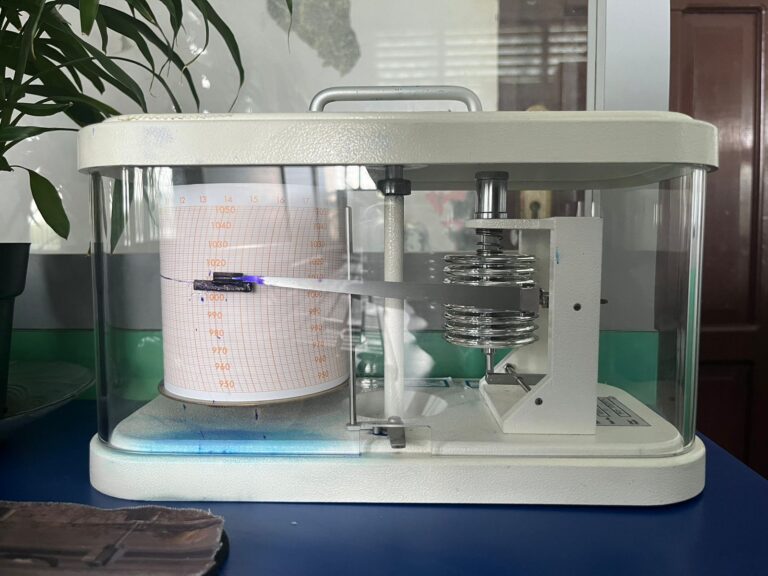 Peralatan Meteorologi – BMKG Kotawaringin Timur
